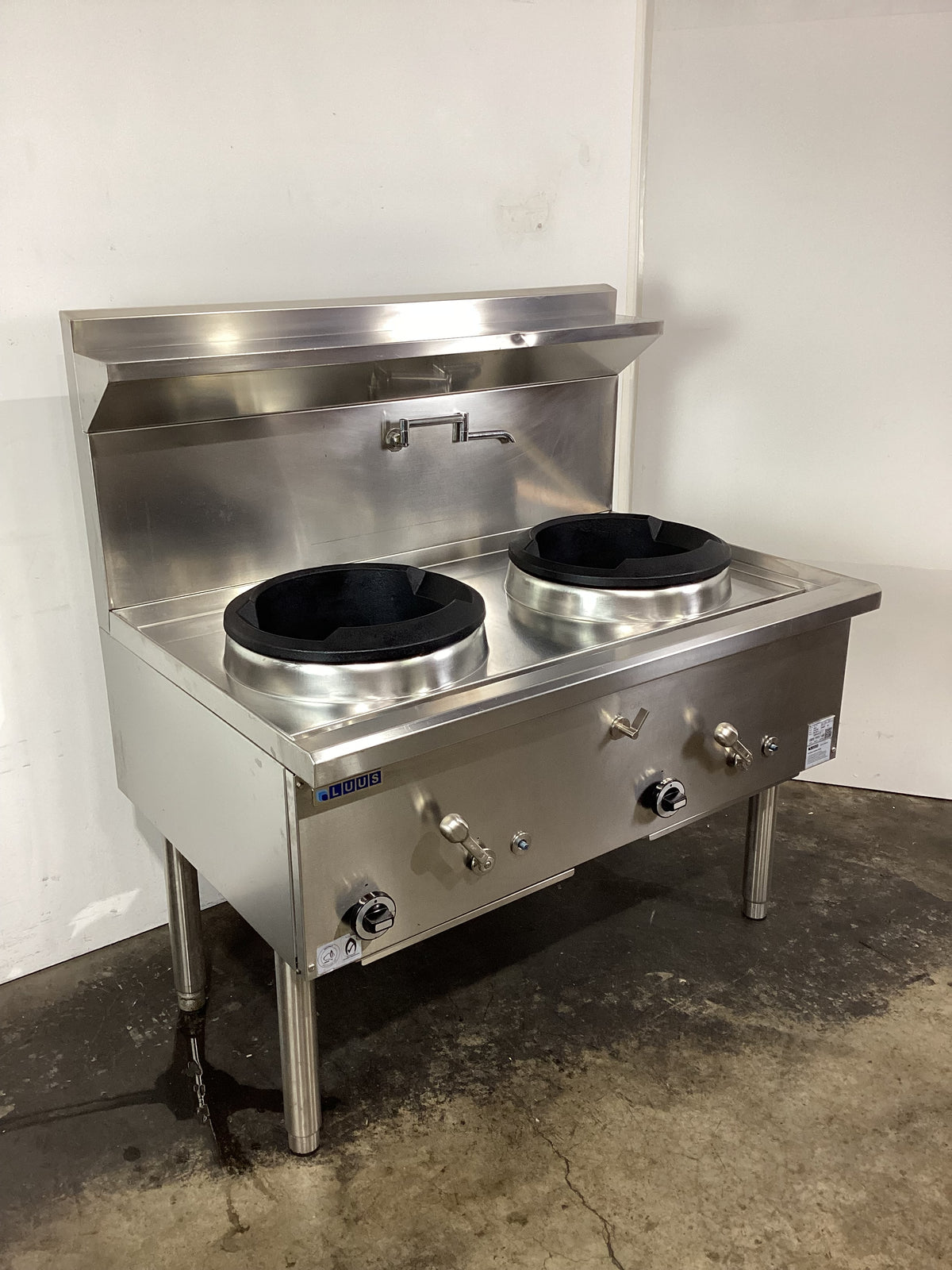 Luus WZ-2C 2 Hole Wok Table | SilverChef