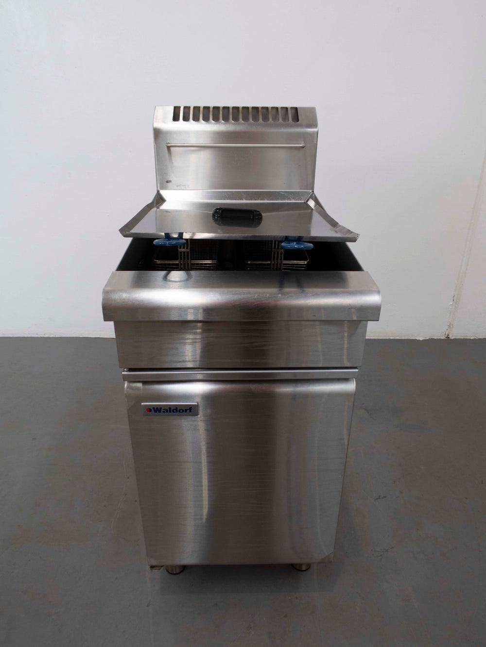 Waldorf FN8226G Split Pan Fryer | SilverChef