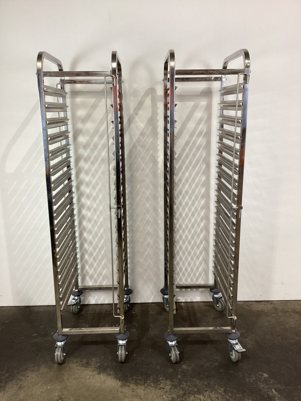 Bakers Trolleys x2 16 Tray Capacity | SilverChef