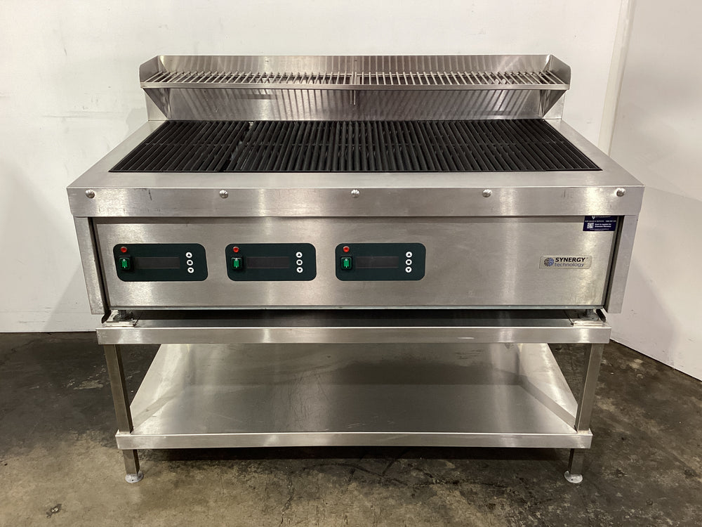 Synergy ST1305 Triple Burner Grill | SilverChef