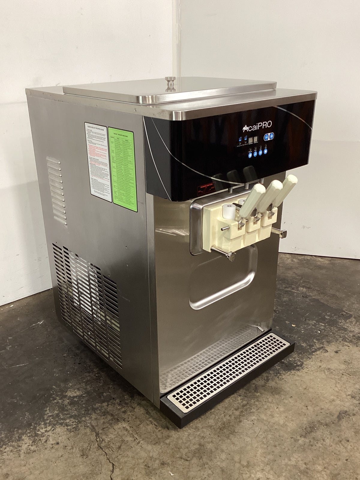 ACAiPRO B22 Acai Machine | SilverChef