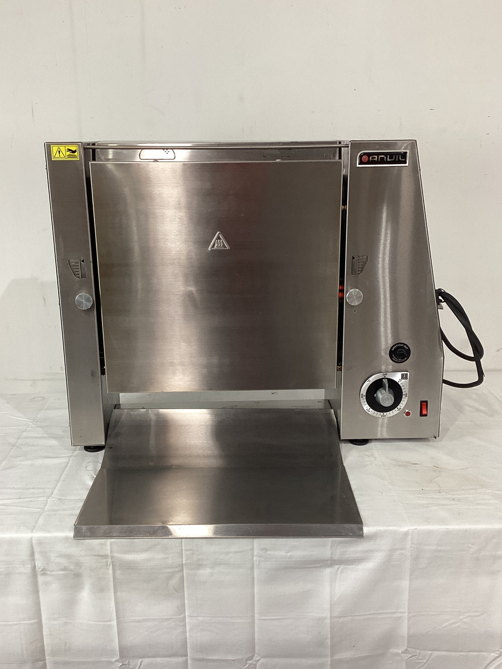 Anvil VTA 0101-ICE Vertical Bun Toaster | SilverChef