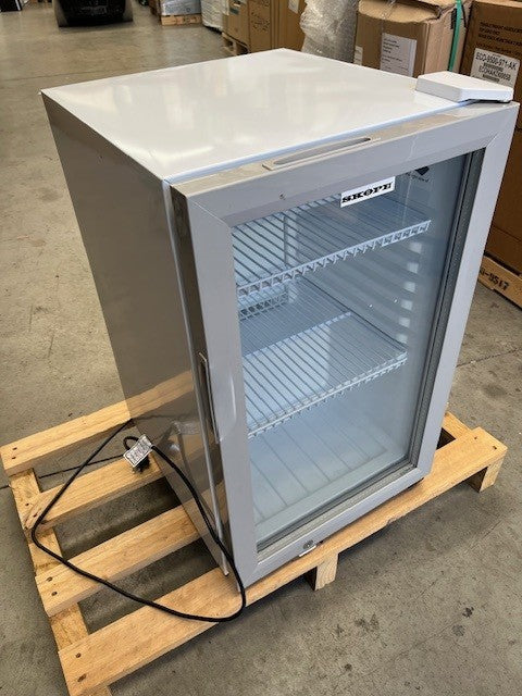SKOPE HB85 Serene One Glass Door Countertop Fridge – SilverChef AU